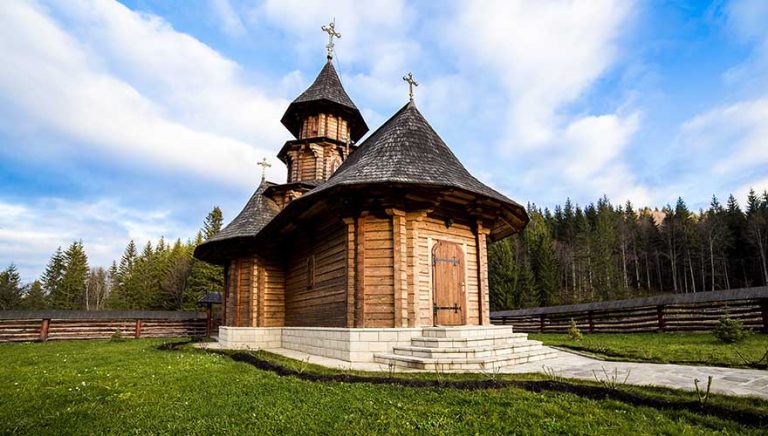 Romania Travel Guide | Travel Guides | AdvancedHolidays.com